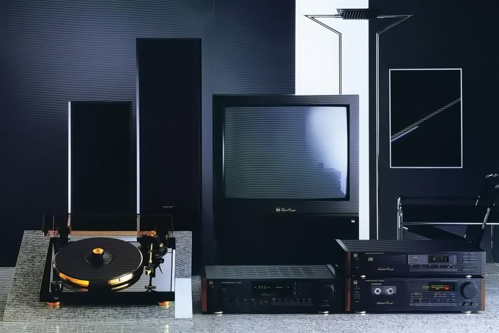 Our Story - DUAL Turntables Australia – DUAL Australia